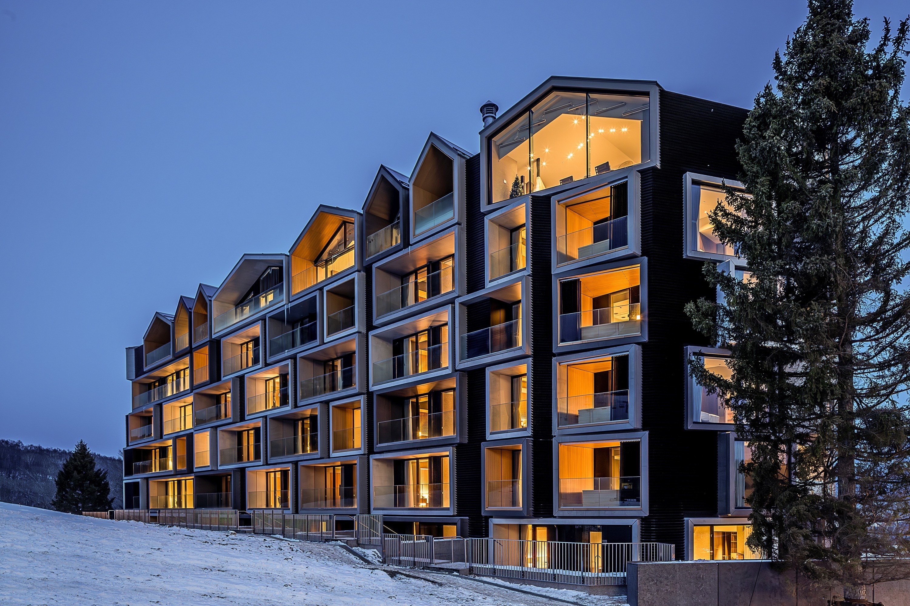 MUWA Niseko 715: 2BR with Balcony | タイガ ニセコ